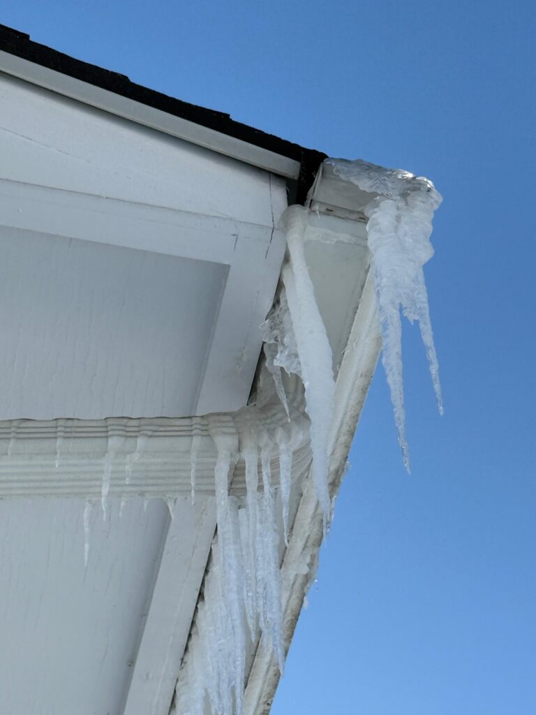 Ice Dam Removal & Roof Snow Removal In Stamford CT | CT Gutter
